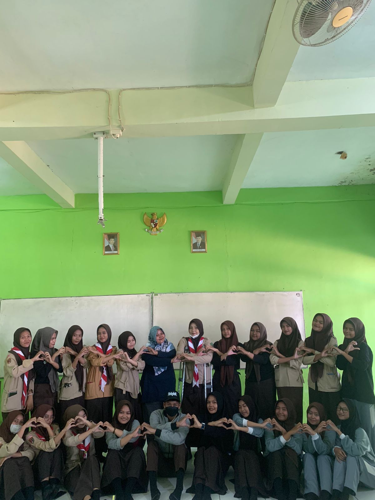 kelas XII perawat 2||